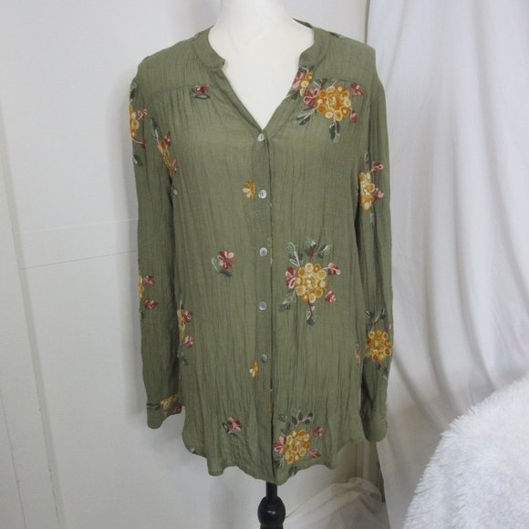 fig and flower | Tops | Fig And Flower Green Embroidered Gauze Button ...